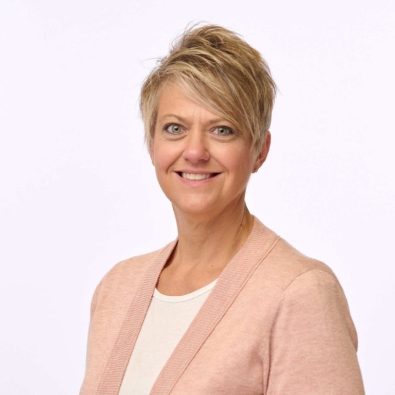 Walsworth Hires Stephanie Maday as New EVP of Commercial Sales